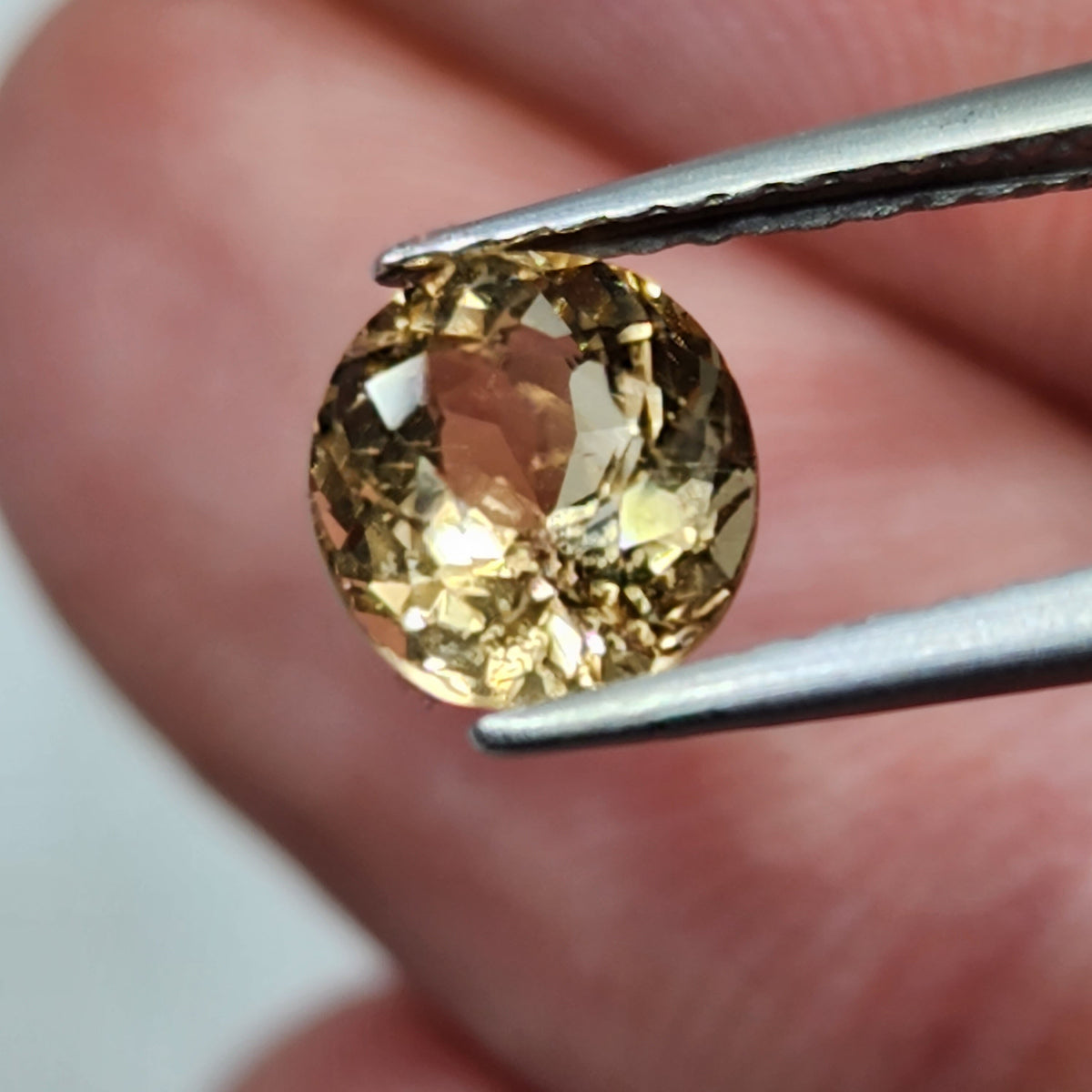 Natural Yellow Beryl, 1.22 carat – Natural Earth Gems LLC